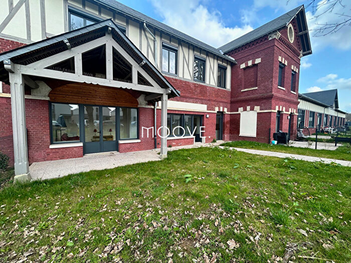 Maison à louer - Grand-Couronne - 5 pièces - 3 chambres