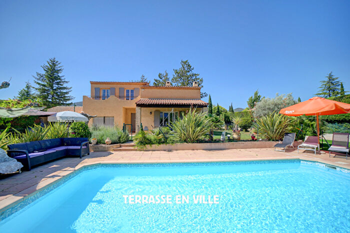 Maison 5 pièces à Saint-Zacharie, à vendre