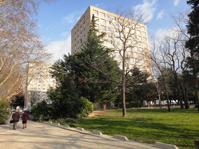 Appartement à louer - Clos de lEpi-Neuf Peyres, Avignon - 1 pièce