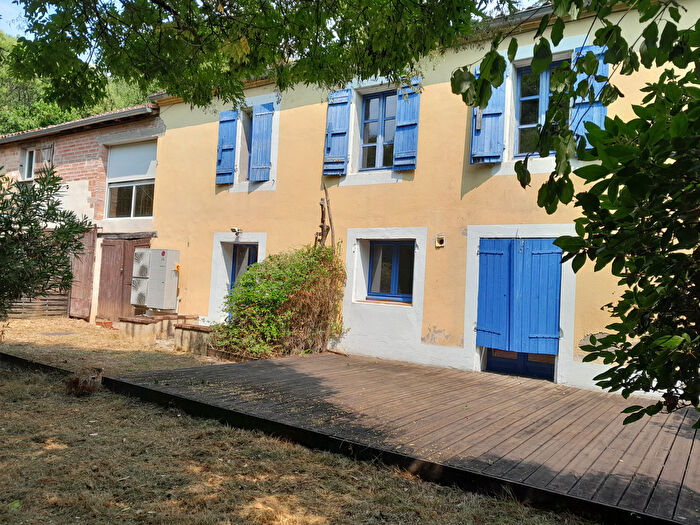 Maison 10 pièces à vendre à Moissac, Bellevue, Catiès, Route de Détours