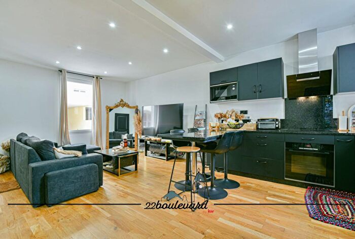 Maison à vendre - Limoges, Centre-ville, Hôtel de Ville, Emailleurs - 4 pièces - 2 chambres