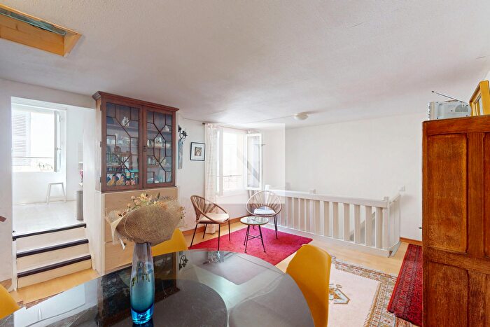 La Rochelle, Centre-ville, Vieux-port, Marché : Maison 4 pièces à vendre