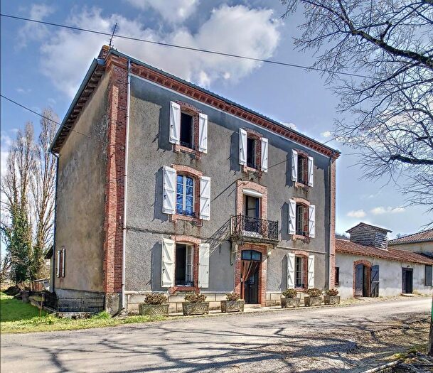 Maison à vendre - Boulogne-sur-Gesse - 11 pièces - 9 chambres