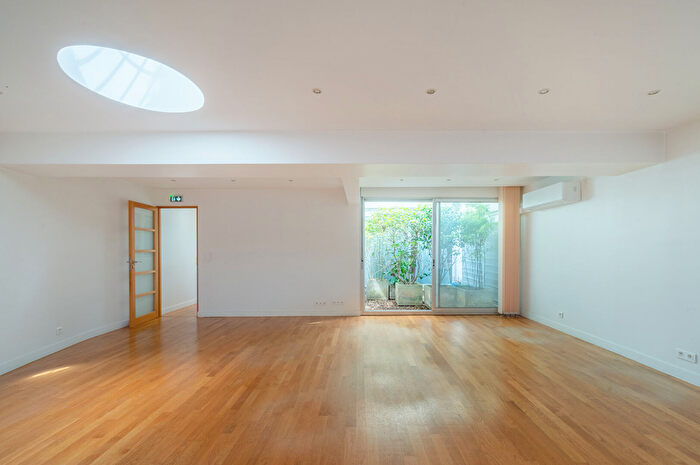 Appartement à vendre - Paris e , Georges Brassens - 5 pièces - 3 chambres