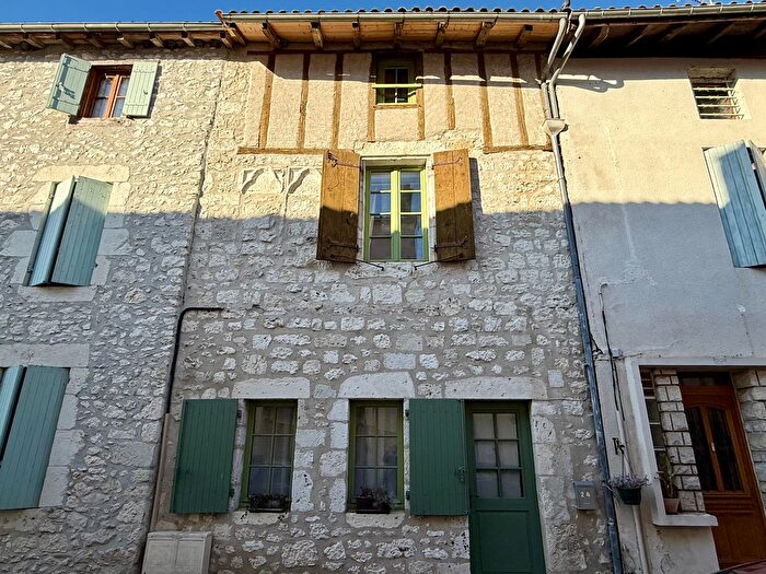 Maison à vendre - Eymet - 5 pièces - 3 chambres