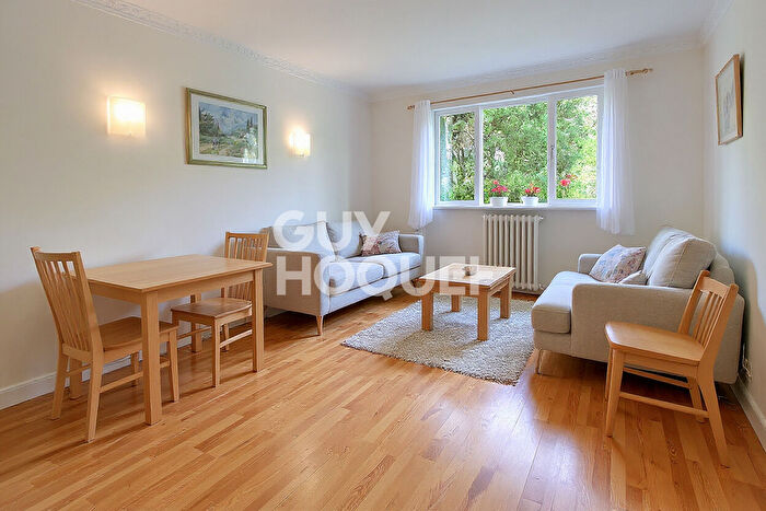 Appartement à vendre - Chaville, Marivel - 3 pièces - 2 chambres