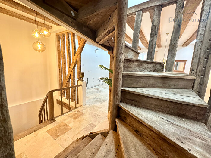 Maison à vendre - Luynes - 6 pièces - 4 chambres