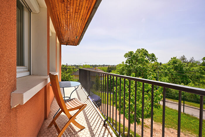 Maison à vendre - Saint-Genis-les-Ollières - 5 pièces - 4 chambres