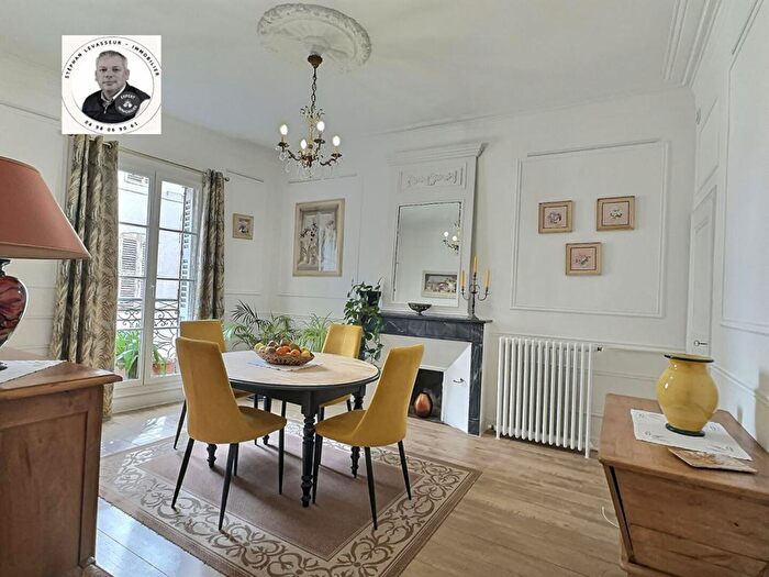 Appartement à vendre - Draguignan, Centre-ville historique - 5 pièces - 3 chambres