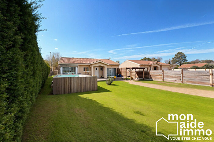 Maison à vendre - Coutras - 5 pièces - 4 chambres