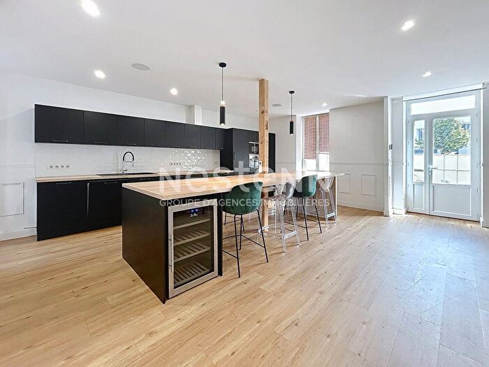 Maison à louer - Arsonval, Brive-la-Gaillarde - 6 pièces - 5 chambres