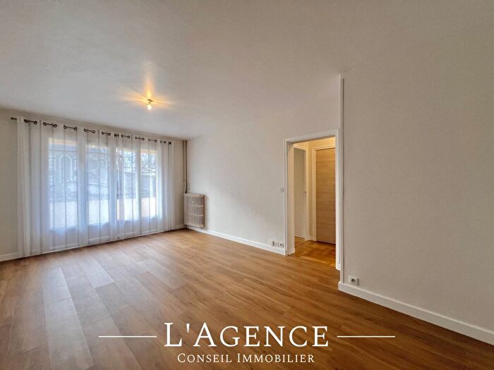 Appartement à louer - Limoges - 3 pièces - 2 chambres