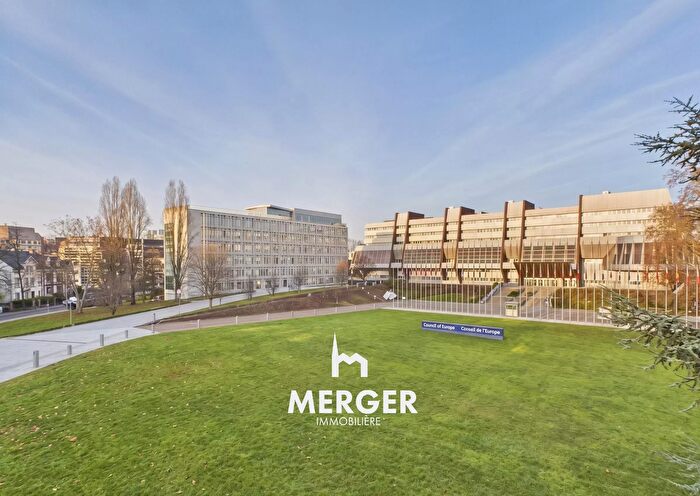 Appartement 4 pièces à Strasbourg, Orangerie, à vendre
