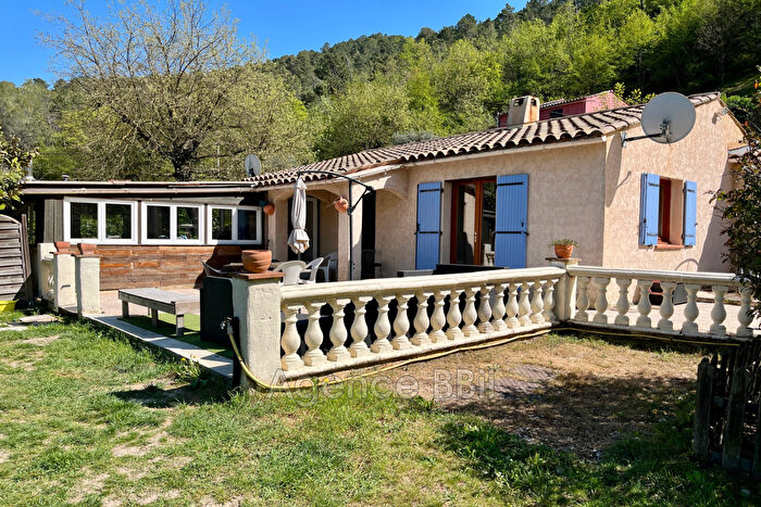 Maison 5 pièces à Tourrette-Levens, à vendre