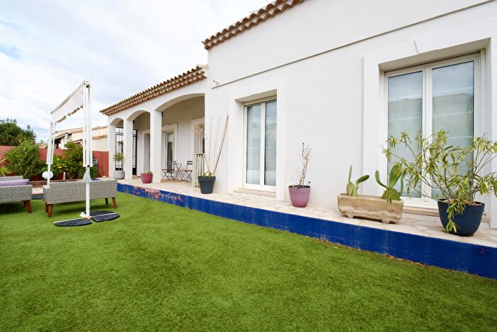 Maison à vendre - Balaruc-le-Vieux - 5 pièces - 4 chambres