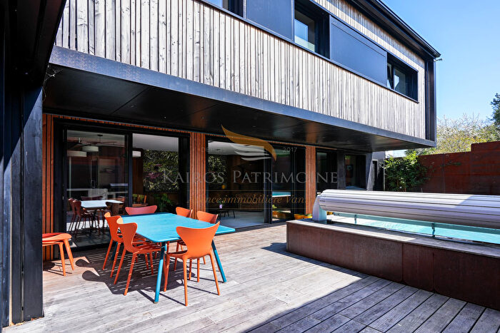 Maison à vendre - Vannes, Centre-ville, Le Port - 9 pièces - 5 chambres