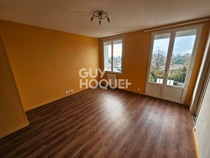 Appartement à vendre - Fontenay-le-Comte, Le Porteau, Rabelais - 3 pièces - 2 chambres