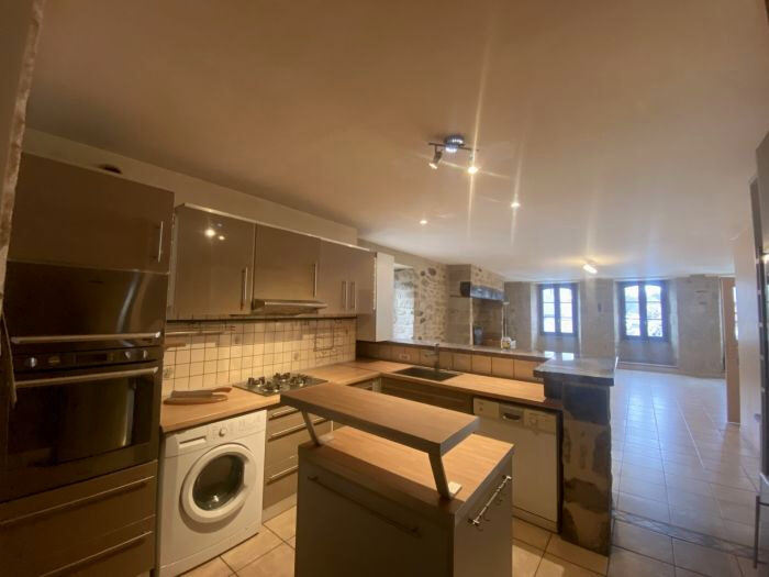 Appartement à louer - Treignac - 3 pièces - 2 chambres