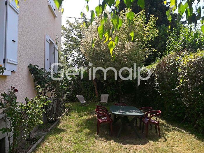 Appartement à louer - Les Fins, Annecy - 2 pièces - 1 chambre