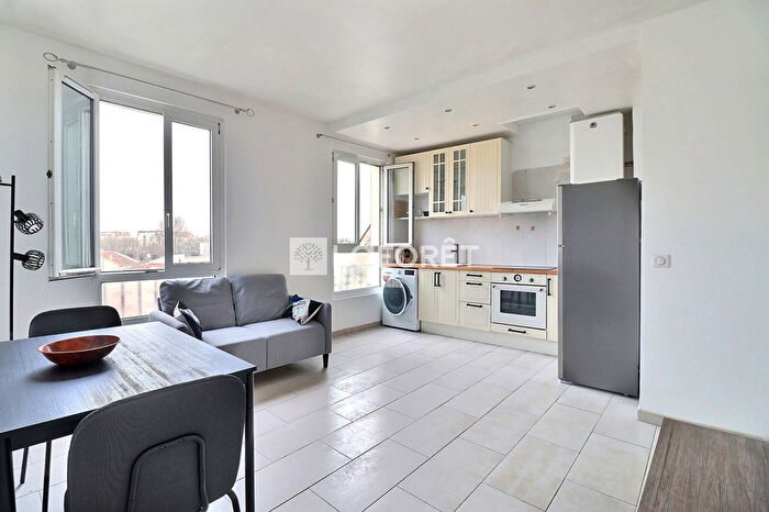 Appartement à louer - Vitry-sur-Seine, Port à lAnglais, Zone dactivité - 3 pièces - 1 chambre