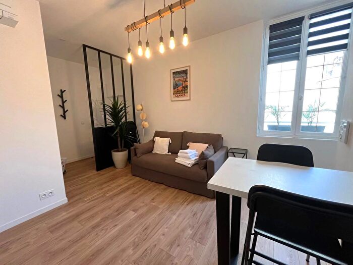 Appartement 2 pièces à louer à Aix-en-Provence, Centre-ville