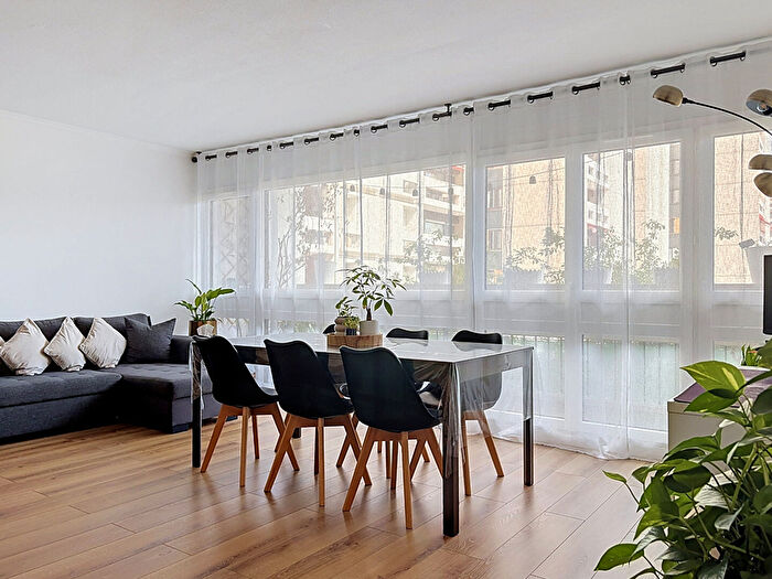 Appartement 3 pièces à vendre à Nanterre, Vieux Pont