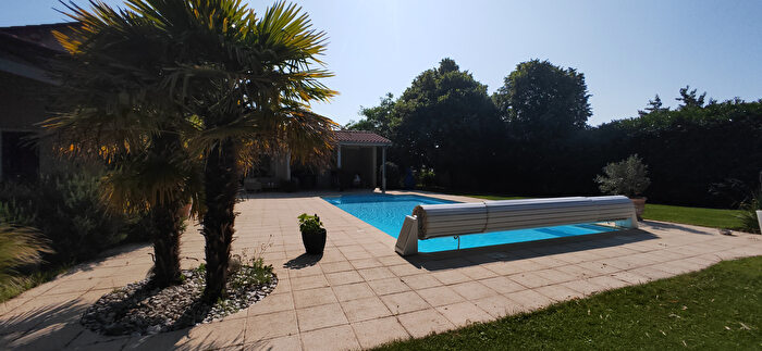 Maison à vendre - Gannat - 7 pièces - 4 chambres