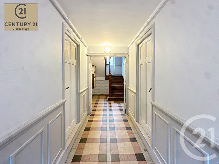 Appartement à vendre - Limoges, Bénédictins, Montplaisir - 4 pièces - 2 chambres