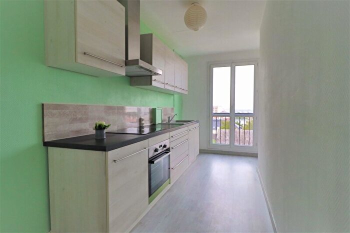 Appartement à louer - Troyes - 2 pièces - 1 chambre