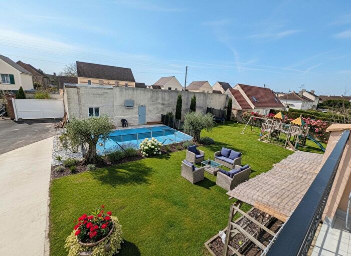 Maison 20 pièces à vendre à Bailleul-sur-Thérain