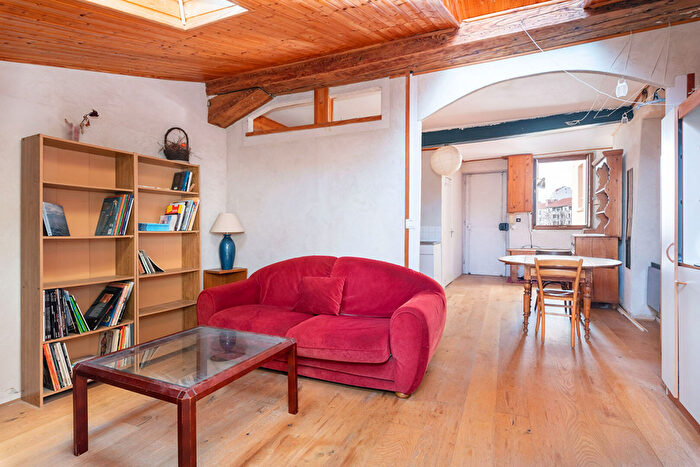 Appartement à vendre - Lyon er , Haut, Coeur des Pentes - 3 pièces - 2 chambres