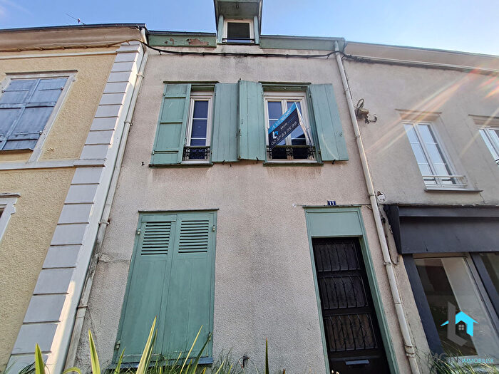 Maison à vendre - Illiers-Combray - 5 pièces - 3 chambres