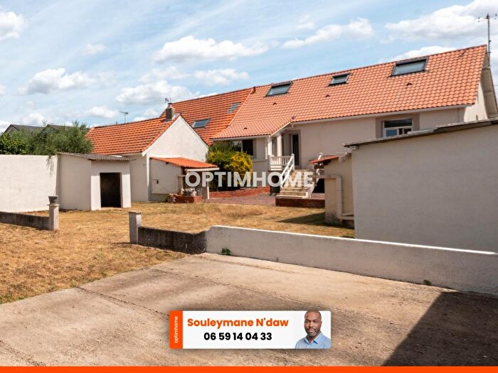 Cholet, Leclerc : Maison 5 pièces à vendre