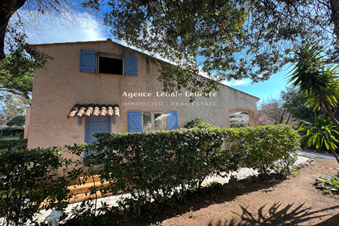 Roquebrune-sur-Argens - Maison 3 pièces à vendre