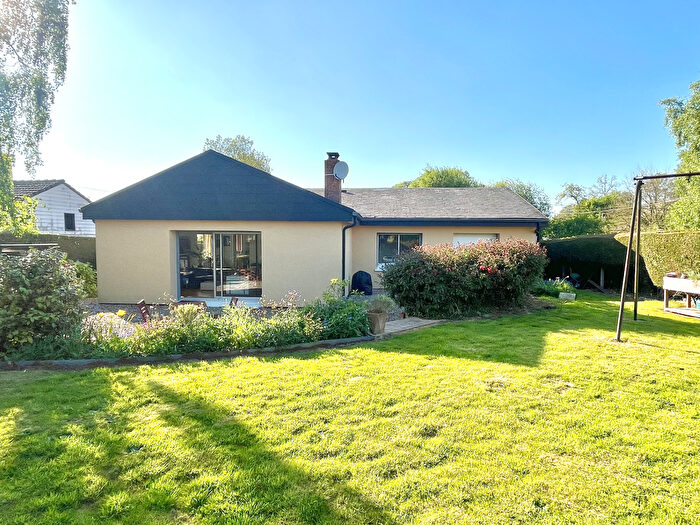 Maison à vendre - Auzouville-Auberbosc - 5 pièces - 3 chambres