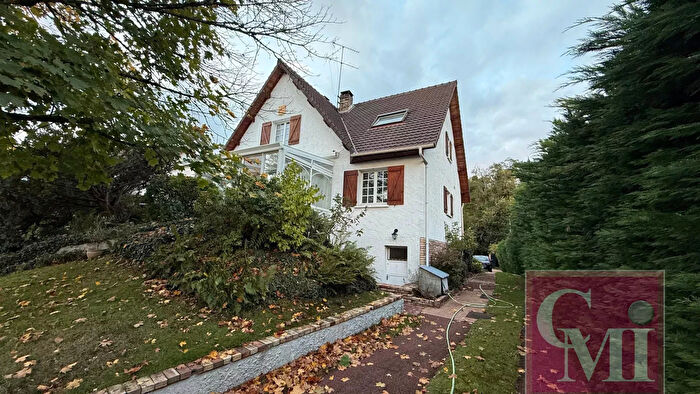 Breux-Jouy - Maison 7 pièces à vendre