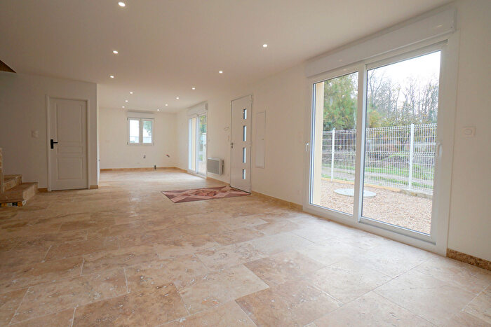 Maison à vendre - Mézières-sur-Seine - 5 pièces - 3 chambres