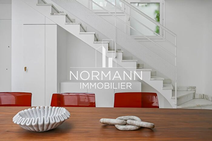 Appartement à vendre - Paris e , Violet, Commerce - 9 pièces - 6 chambres