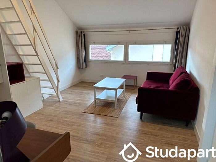 Appartement à louer - Fauconnet, Dijon - 1 pièce - 2 chambres