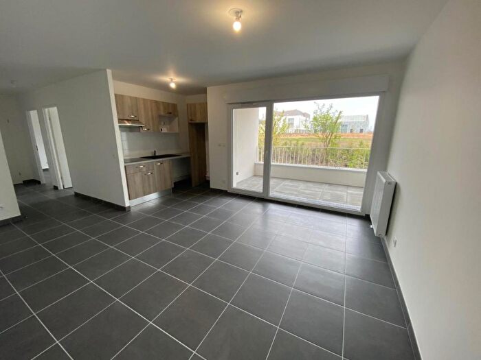 Appartement à louer - Chambray-lès-Tours - 3 pièces - 2 chambres