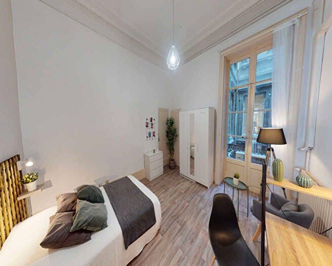 Gares, Montpellier - Appartement 6 pièces à louer