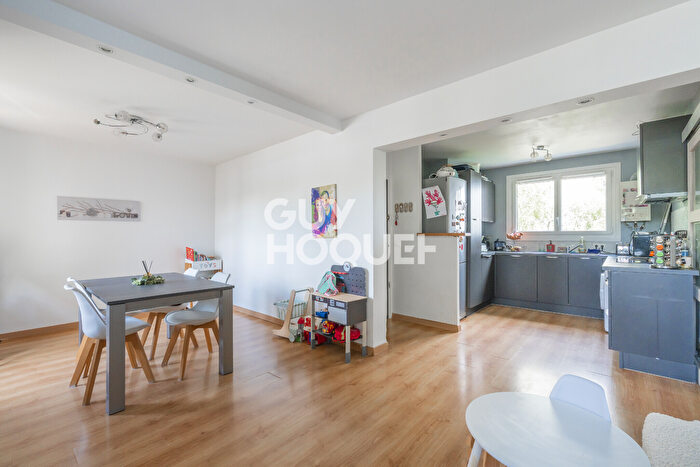 Appartement à vendre - Les Clayes-sous-Bois, Nord - 3 pièces - 2 chambres