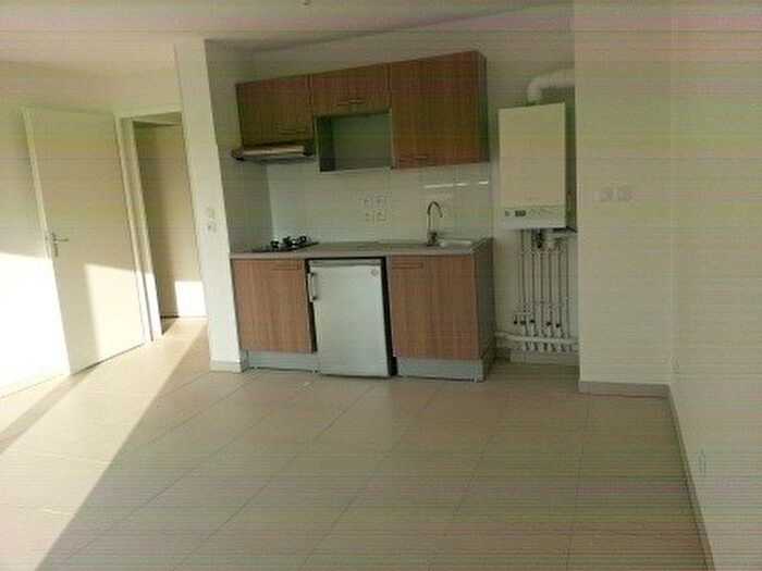 Appartement à louer - Fleury-les-Aubrais, Lignerolles, Jabotte, Hartière, Bicharderies, Herveline - 2 pièces - 1 chambre