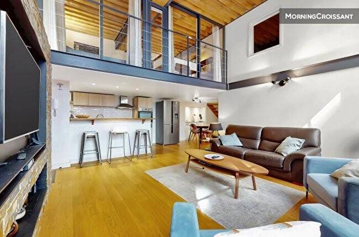 Appartement à louer - Pentes de la croix-rousse, Lyon er arrondissement - 4 pièces - 3 chambres