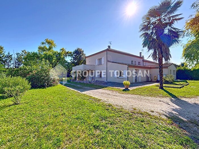 Maison 8 pièces à Graulhet, à vendre