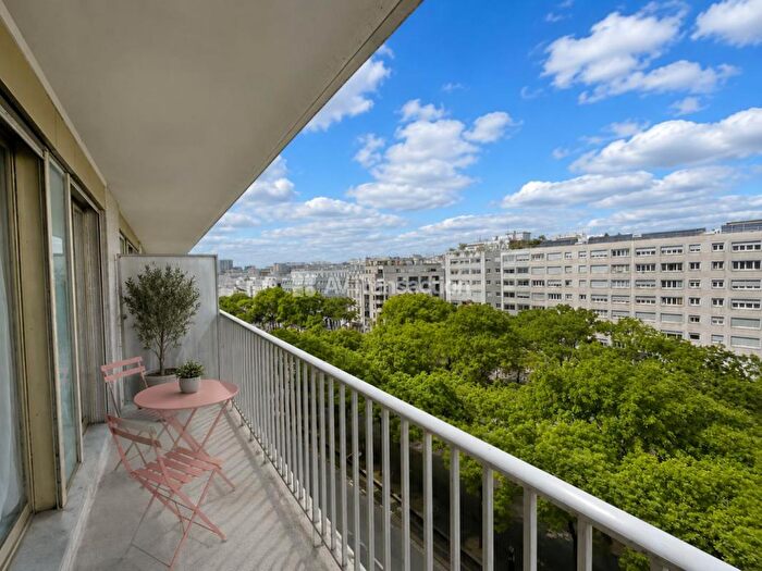 Paris 11ème, Belleville, Saint-Maur : Appartement 2 pièces à vendre