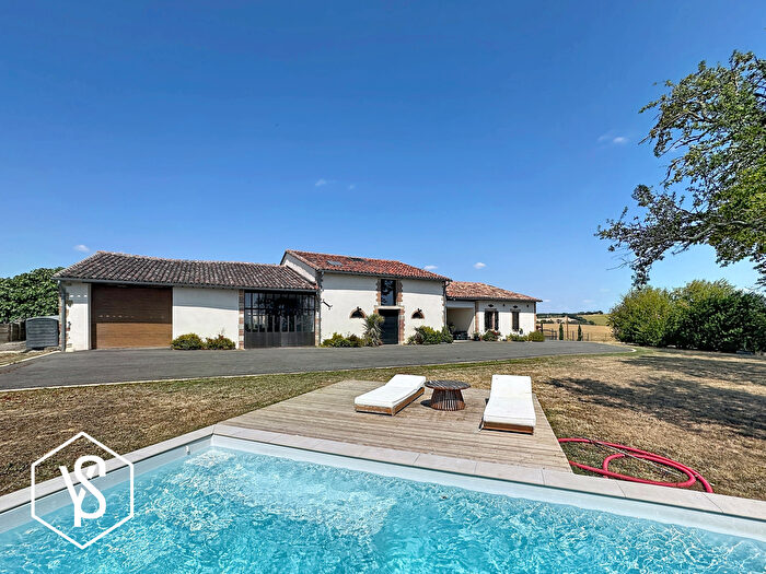 Villeneuve-lès-Lavaur : Maison 7 pièces à vendre