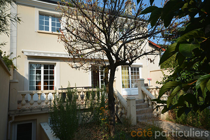 Saint-Maur-des-Fossés, La Pie : Maison 5 pièces à vendre