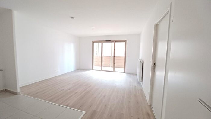 Appartement à louer - Bordeaux, La Bastide - 2 pièces - 1 chambre