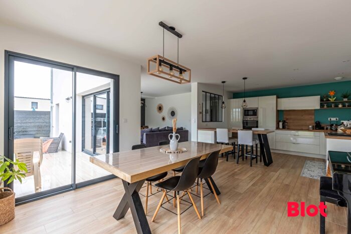 Bédée : Maison 6 pièces à vendre
